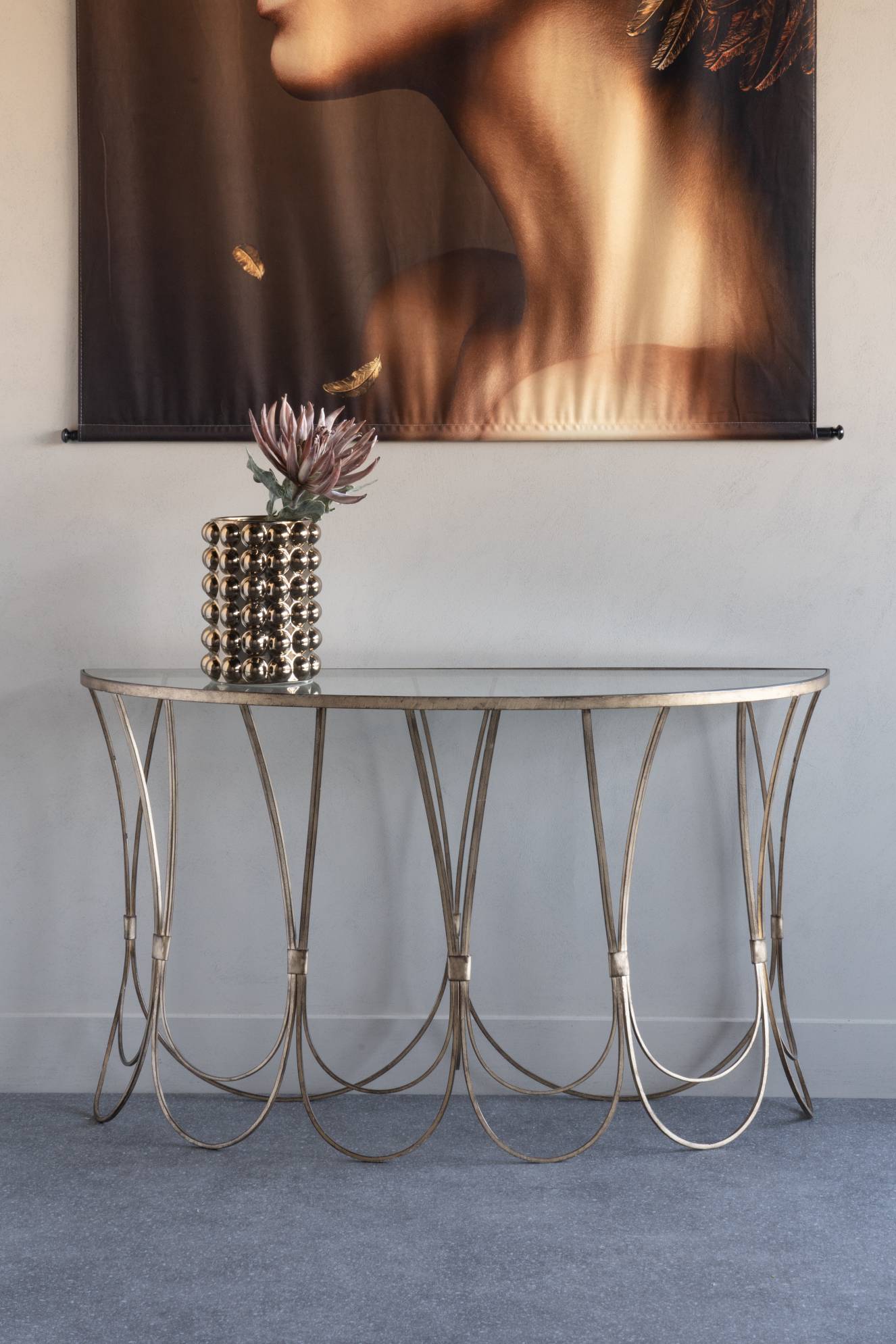 BANC Champagne Iron Console Table With Scallop Detail – OPA LIVING